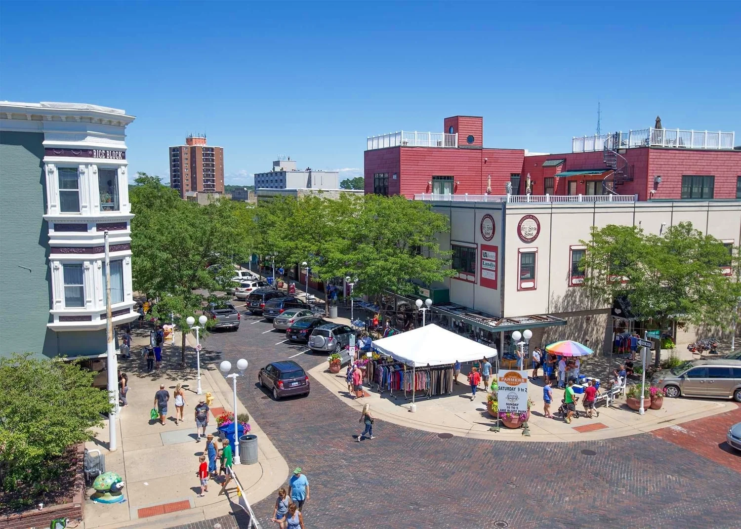 5 Reasons To Visit® St. Joseph, Michigan — Famous For Its Small-Town Charm