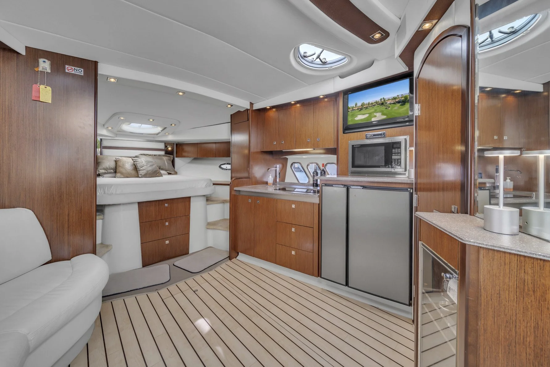 Voyager Miami — Cruisers 42' Luxury Sport Yacht For Charter In Miami, FL