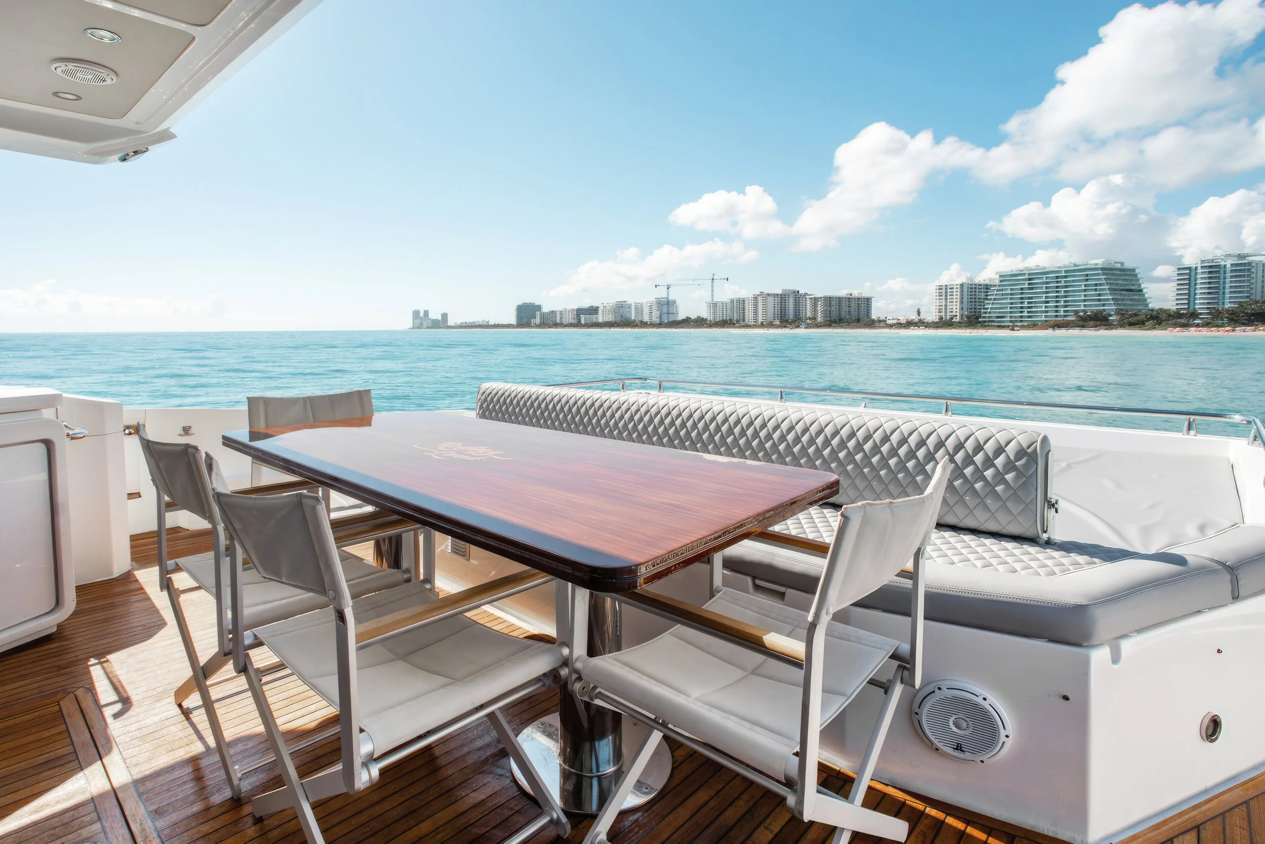 Voyager Miami — Azimut 77' Luxury Yacht For Charter In Miami, FL