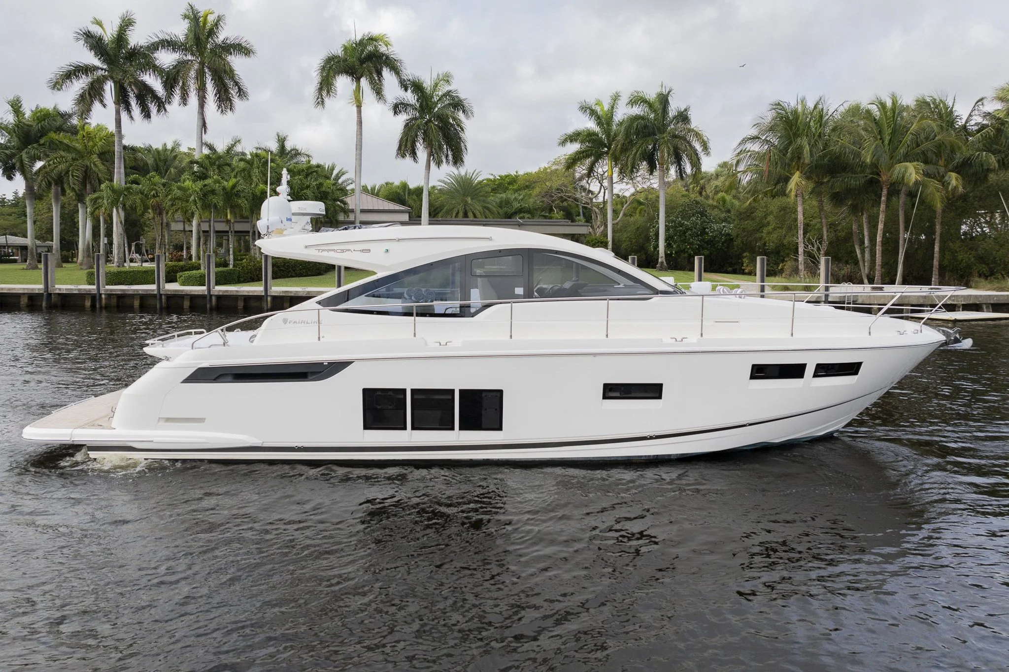 Voyager Miami — 2015 Fairline 48' Luxury Yacht For Purchase In Fort ...