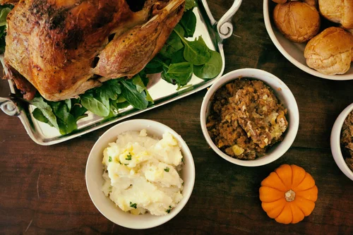 7 Fun Team Building Ideas To Celebrate Thanksgiving At Work