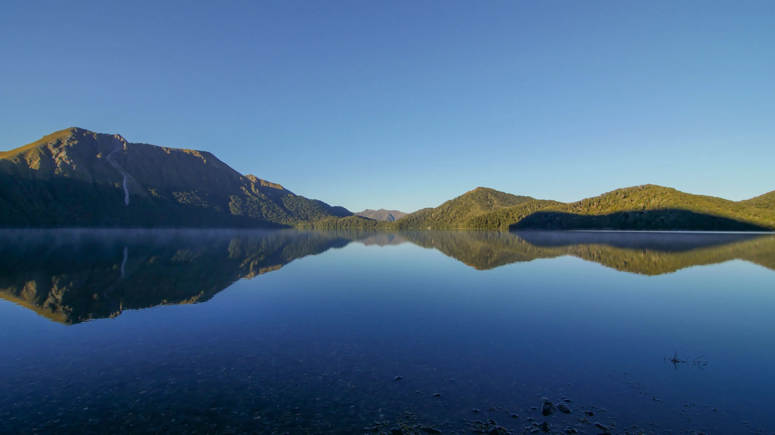 Green Lake Hut - Fiordland National Park's Hidden Gem — VANKOOKZ