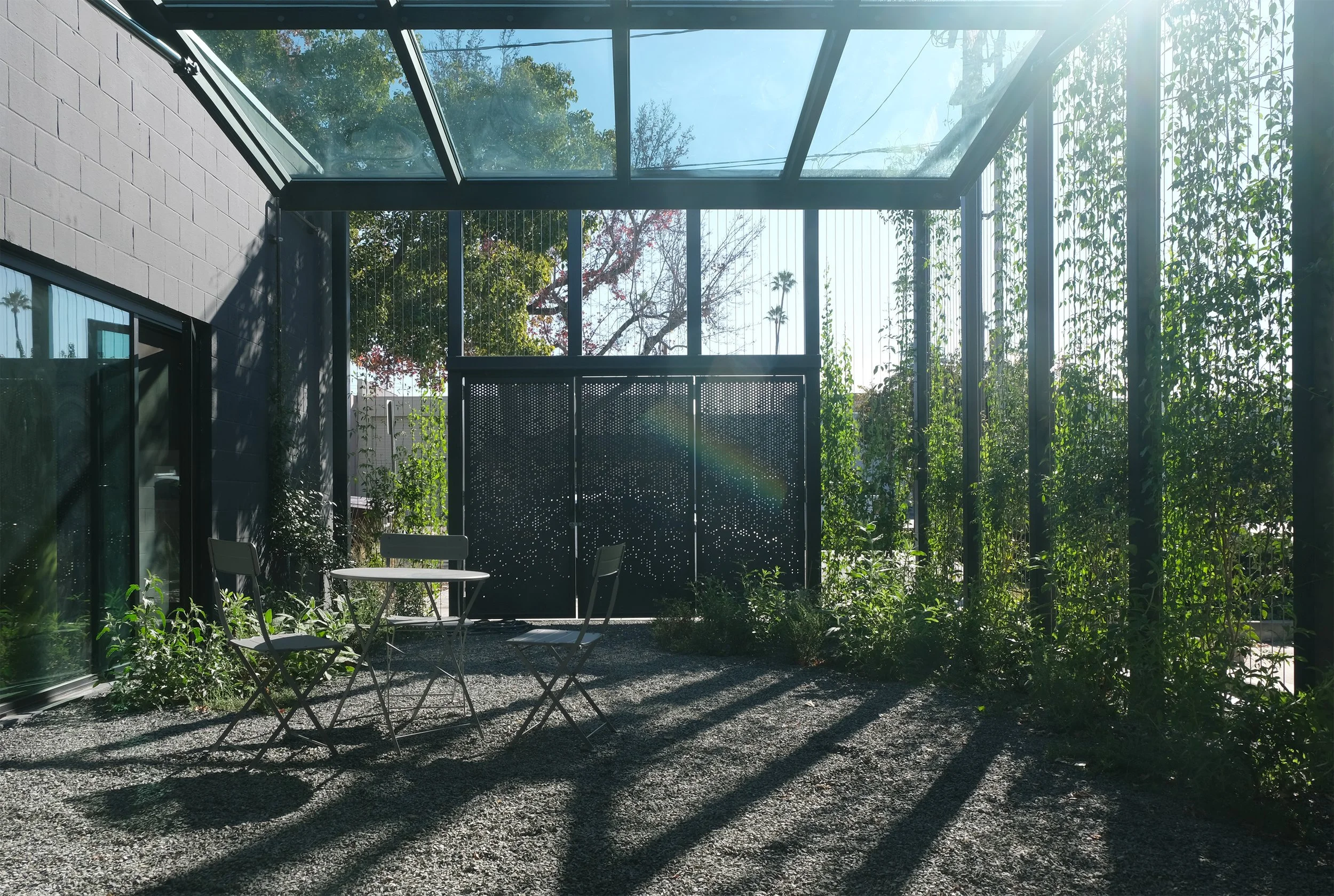 CENTRAL AVENUE STUDIO — CHEE SALETTE