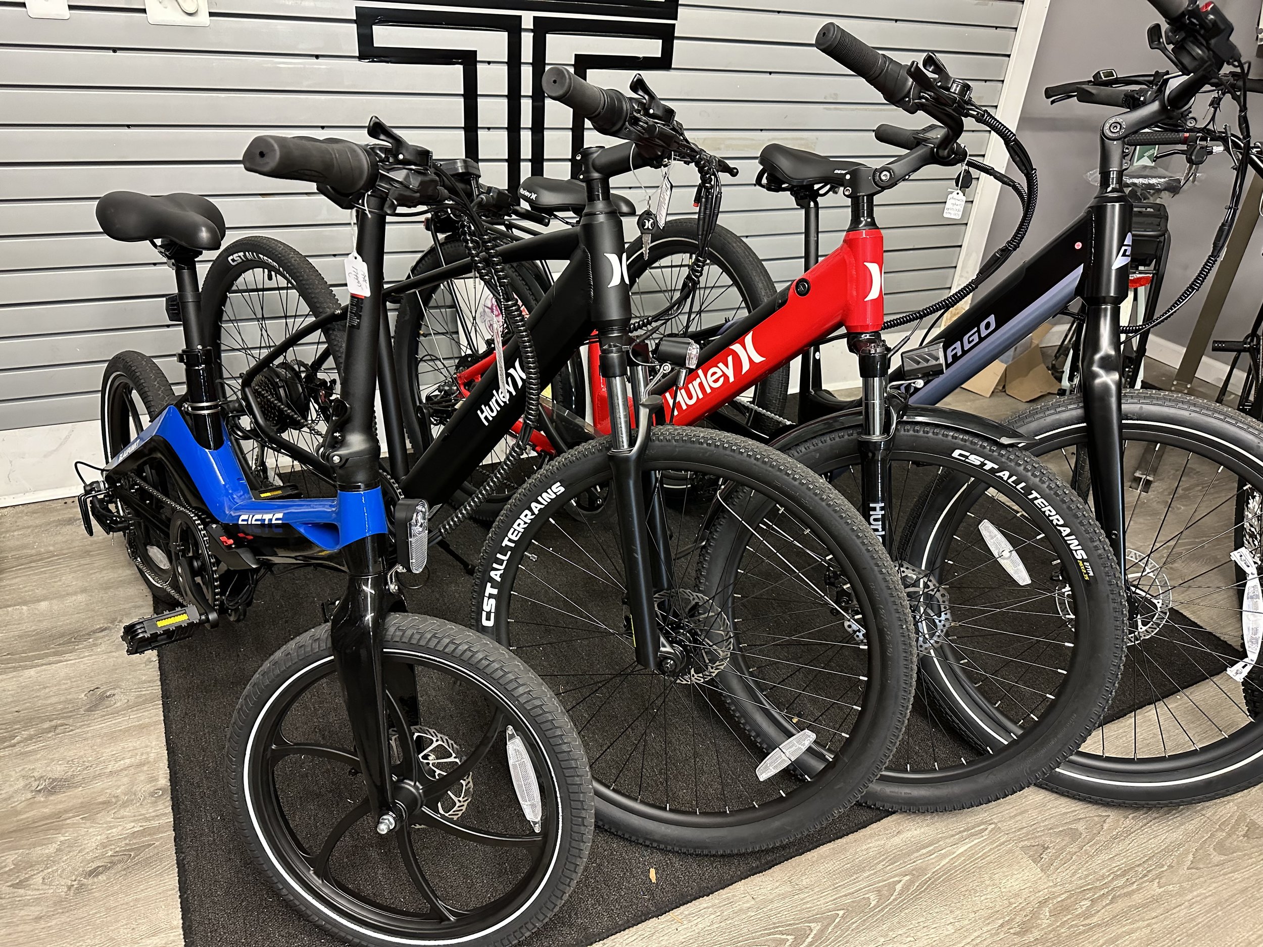 www.bennettsbikes.com