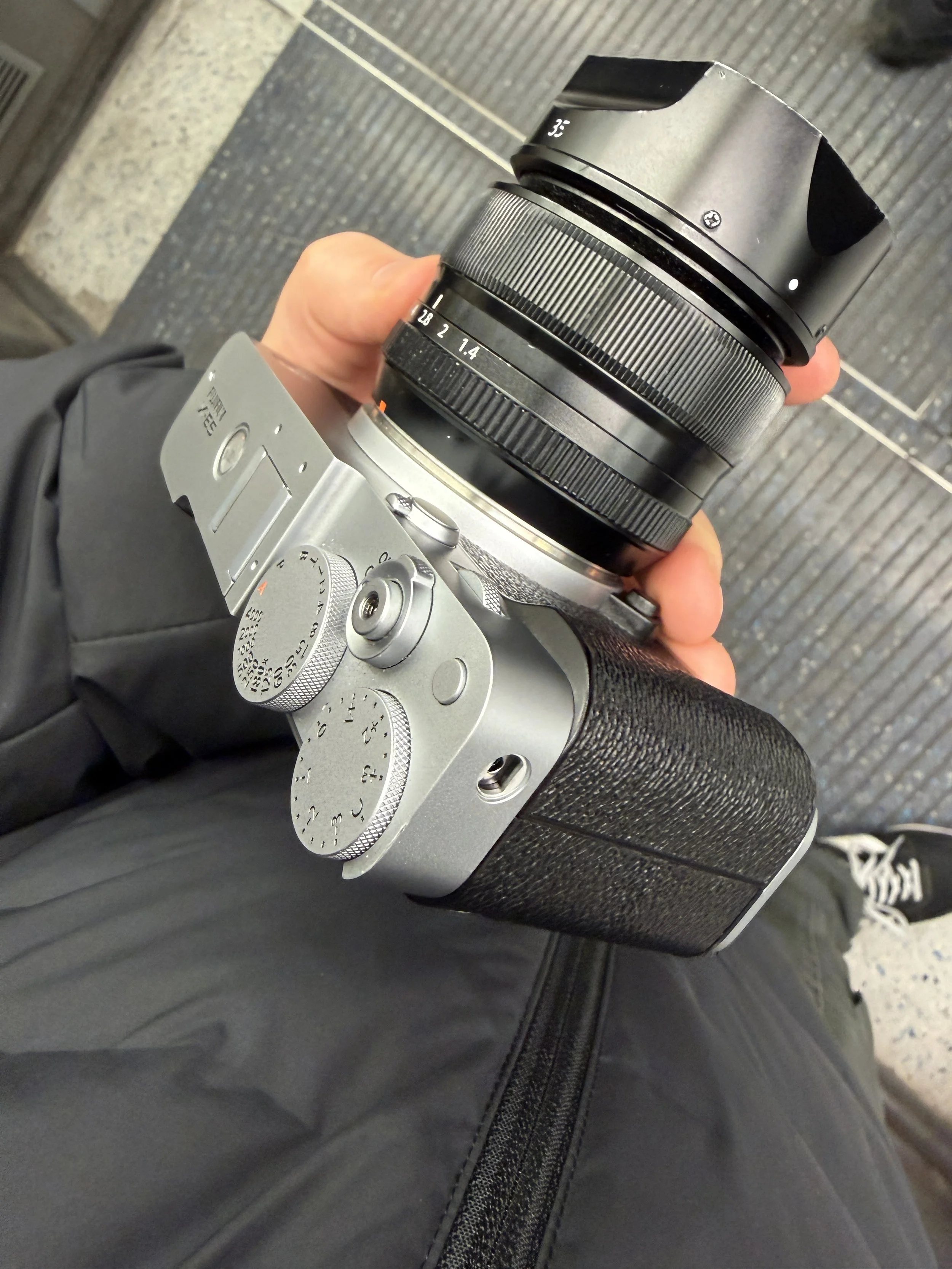 Broken Fujifilm X-E5 - Strap Lug Failure — Erenjam