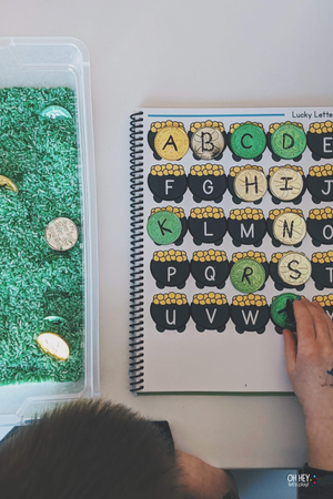 10 St. Patrick's Day Activities for Toddlers & Preschoolers — Oh Hey ...