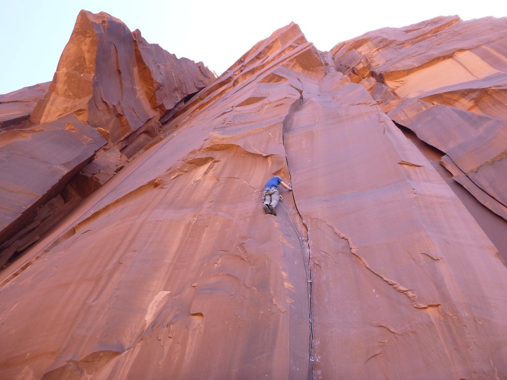 Crack Climbing - Level 3 Class — Peak Experiences