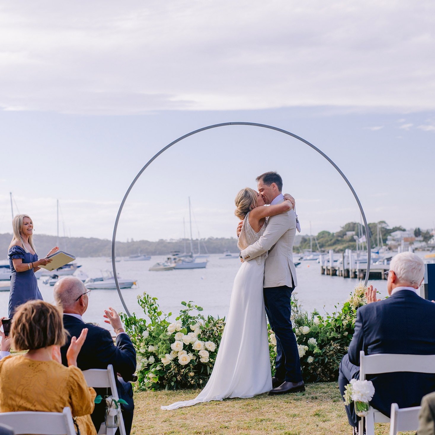 LoveSick Weddings - CIRCLE ARCH