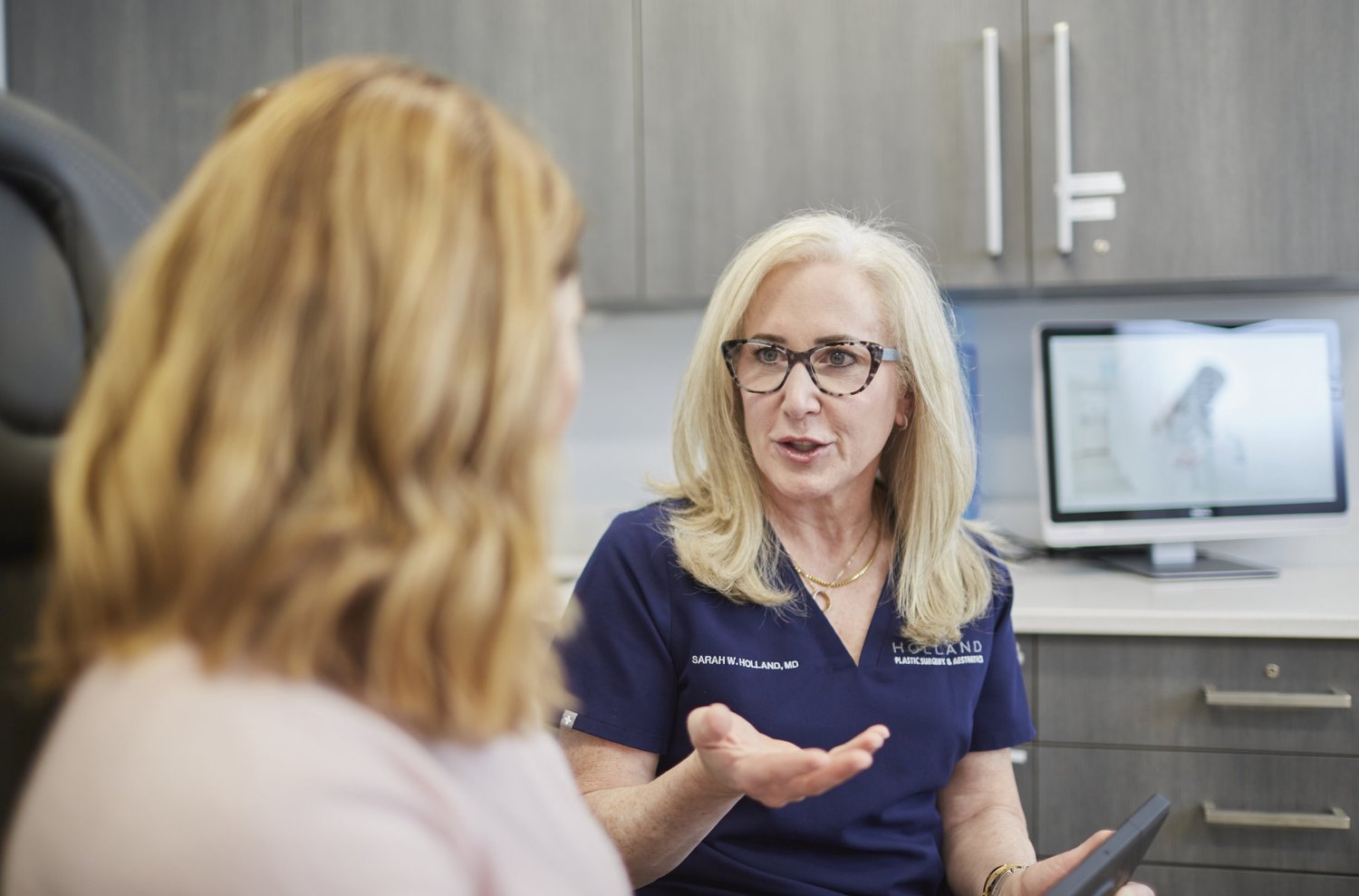 BREAST REDUCTION — Holland Plastic Surgery & Aesthetics
