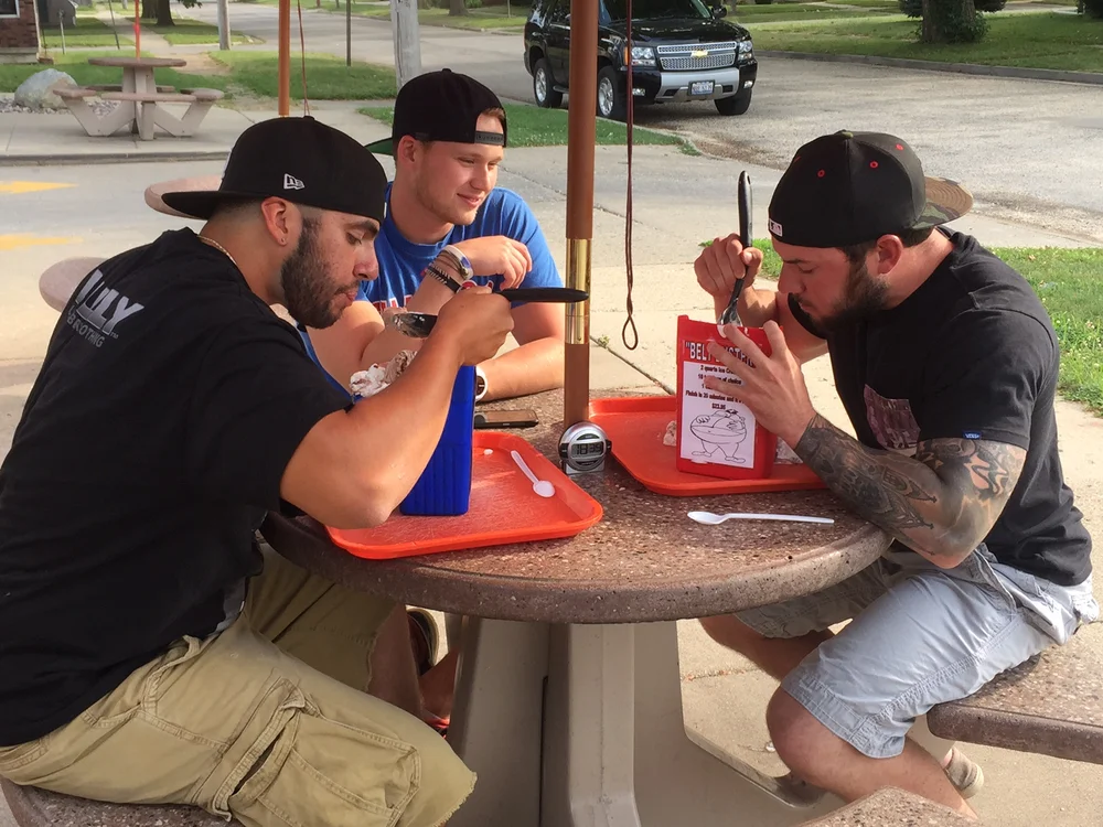 Tone's Cones & Scoops Я Us