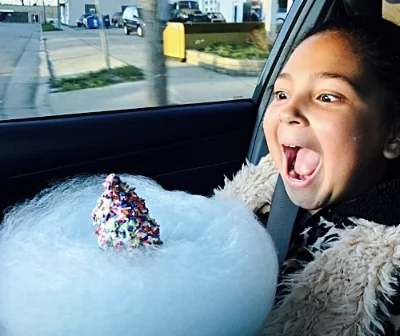 Tone's Cones & Tone's Dog House