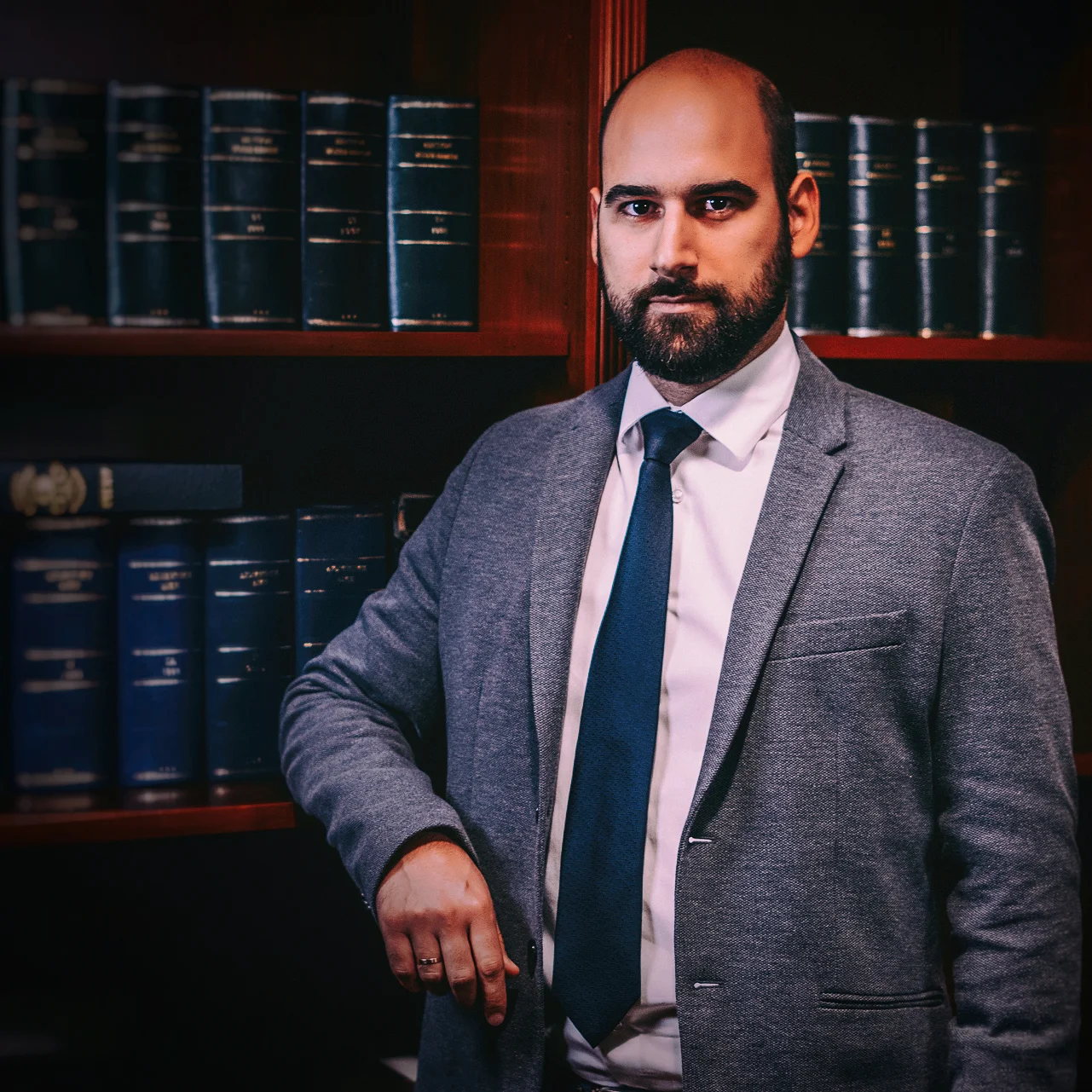 Η ΟΜΑΔΑ — ΚΑΡΑΪΣΚΟΣ & ΣΥΝΕΡΓΑΤΕΣ ΔΙΚΗΓΟΡΙΚΗ ΕΤΑΙΡΕΙΑ