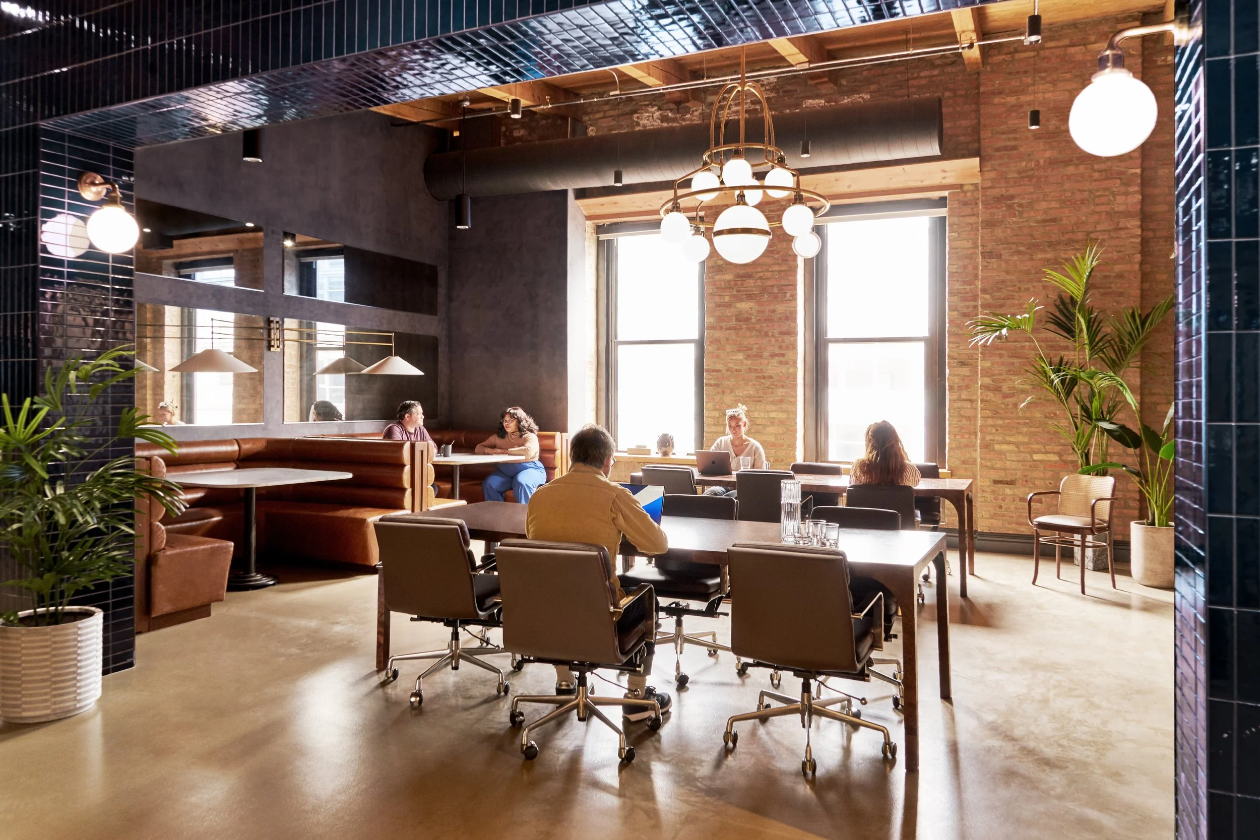 What Is a Coworking Space? 5 Benefits to Shared Office Space. - Bond ...