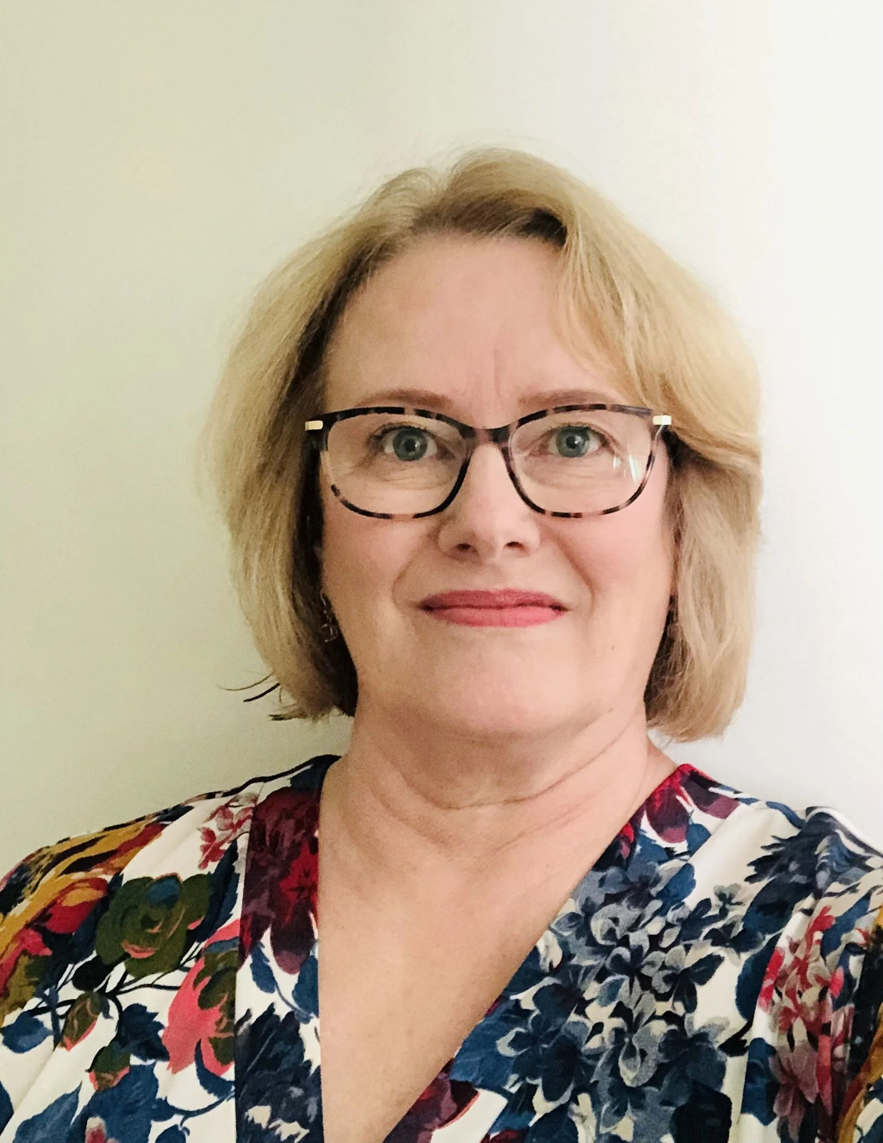 Carol Harding's Instagram, Twitter & Facebook on IDCrawl