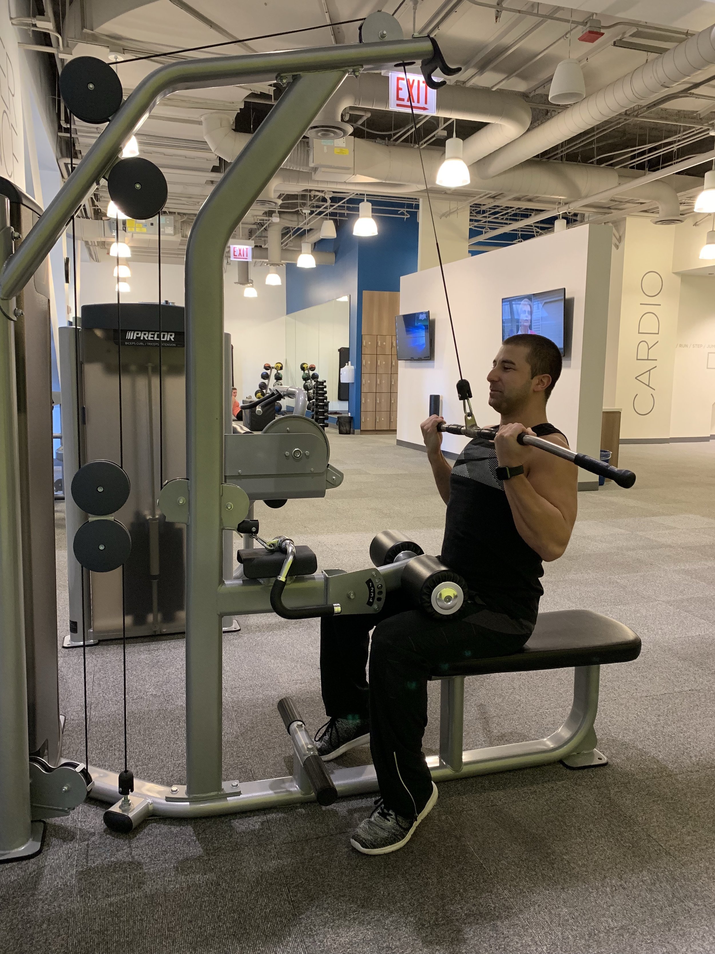 Wide Grip Underhand Cable Pulldown