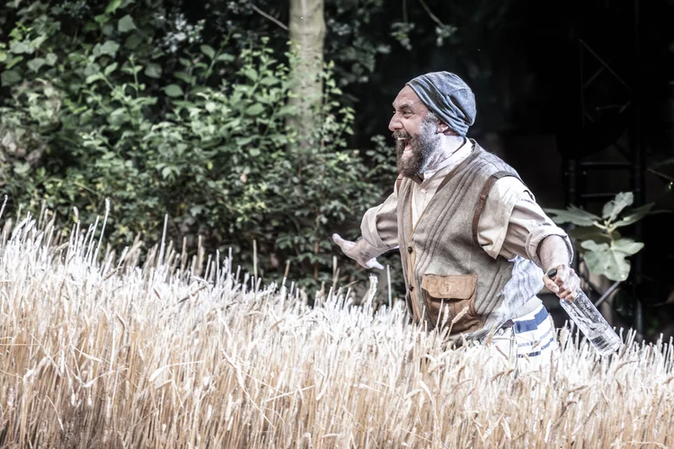 Fiddler on the Roof ★★★★★ — Jewish Renaissance