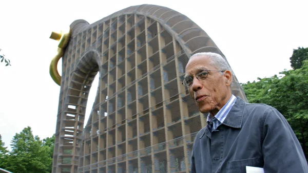 Martin Puryear Artwork