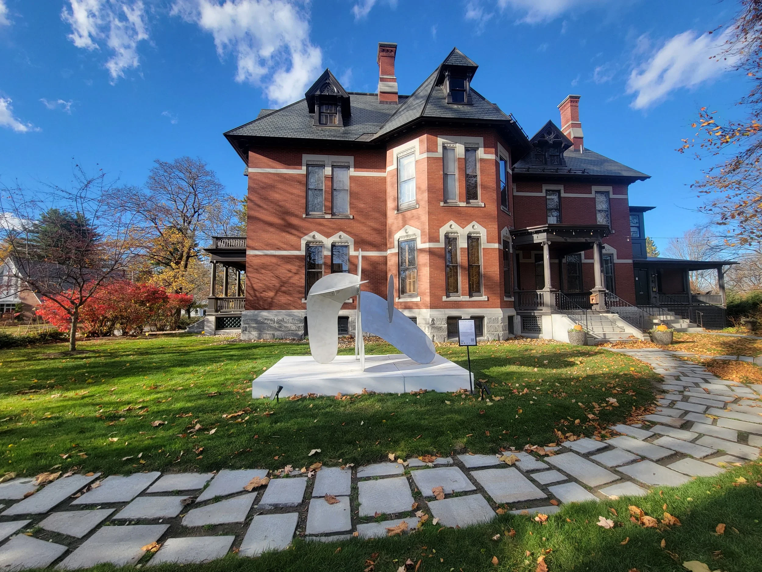 An Interview with New Hampshire's Pillar Gallery — Michael Rose Fine Art
