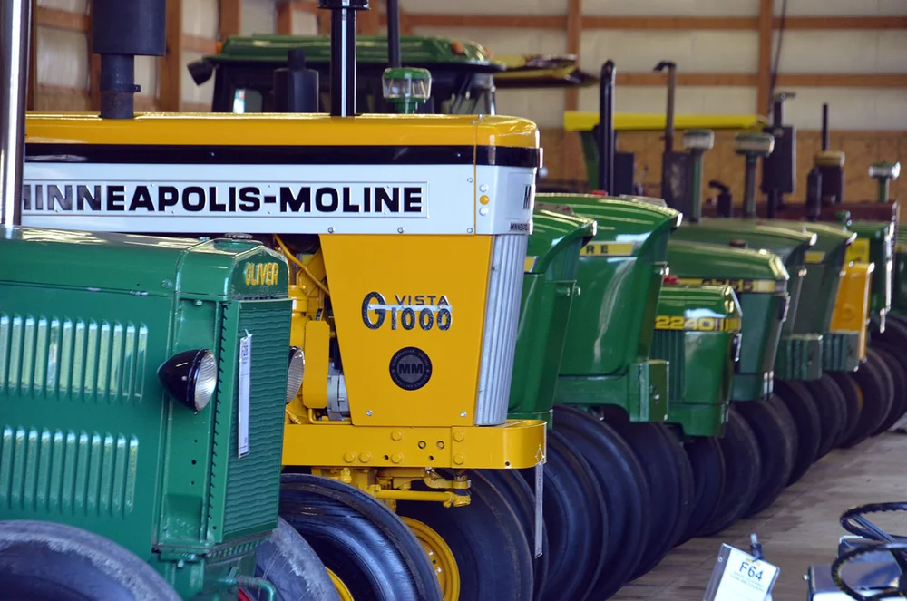 How do Tractor Auctions Work? — Antique Power