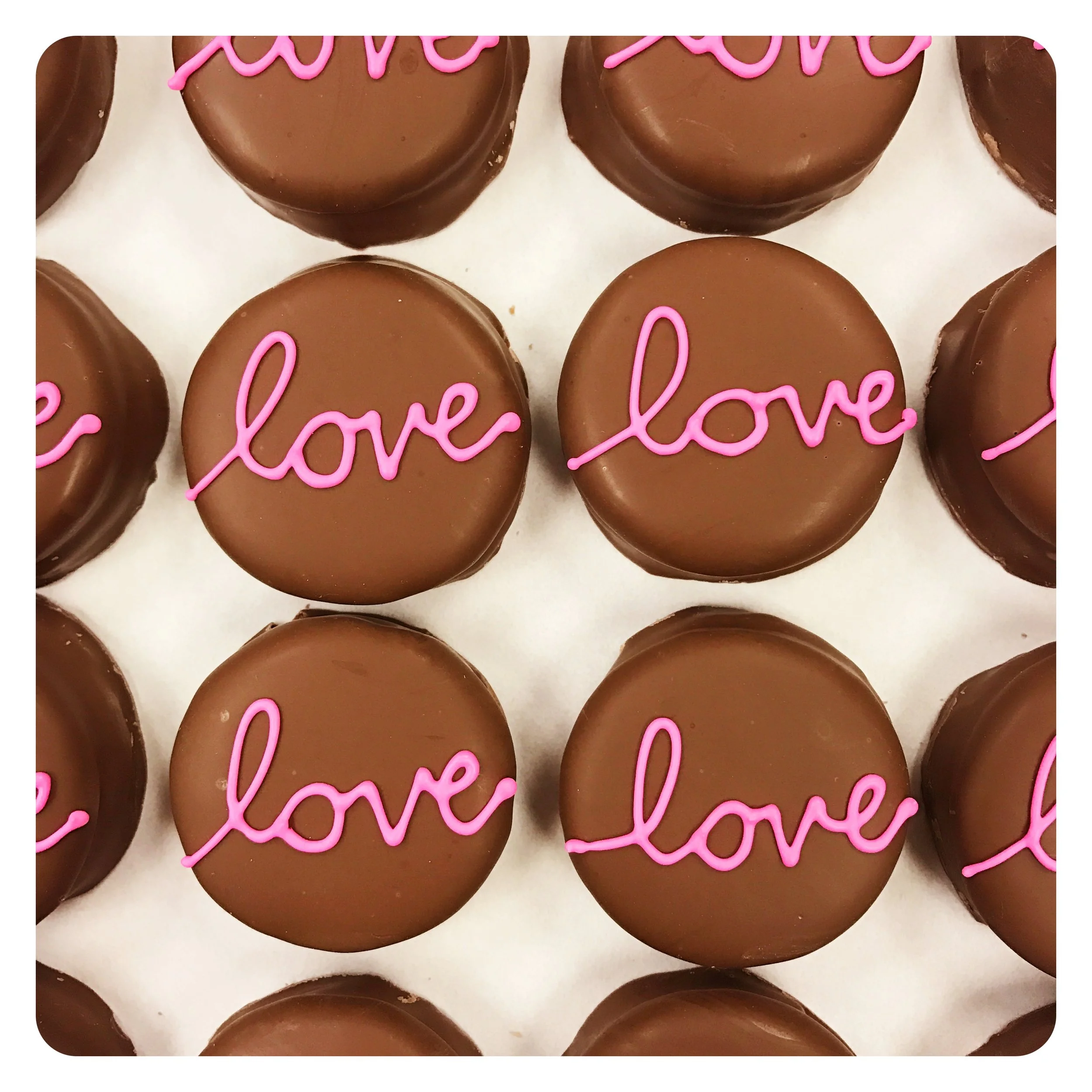 Milk Chocolate Dipped Oreos! — Lilly Magilly's