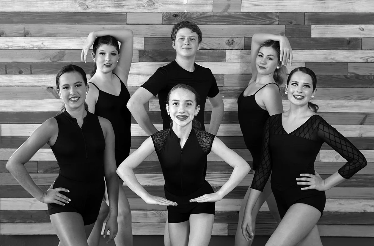 Copy of Meet the Company — Juxtapose Arts Collective