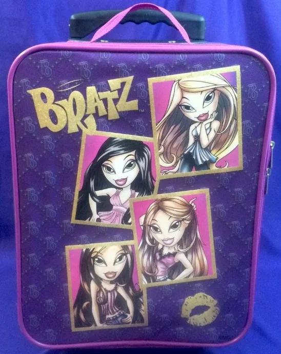 Doll Organizers | Bratz 2006 — LookinBratz.com — A Virtual Bratz Bible!