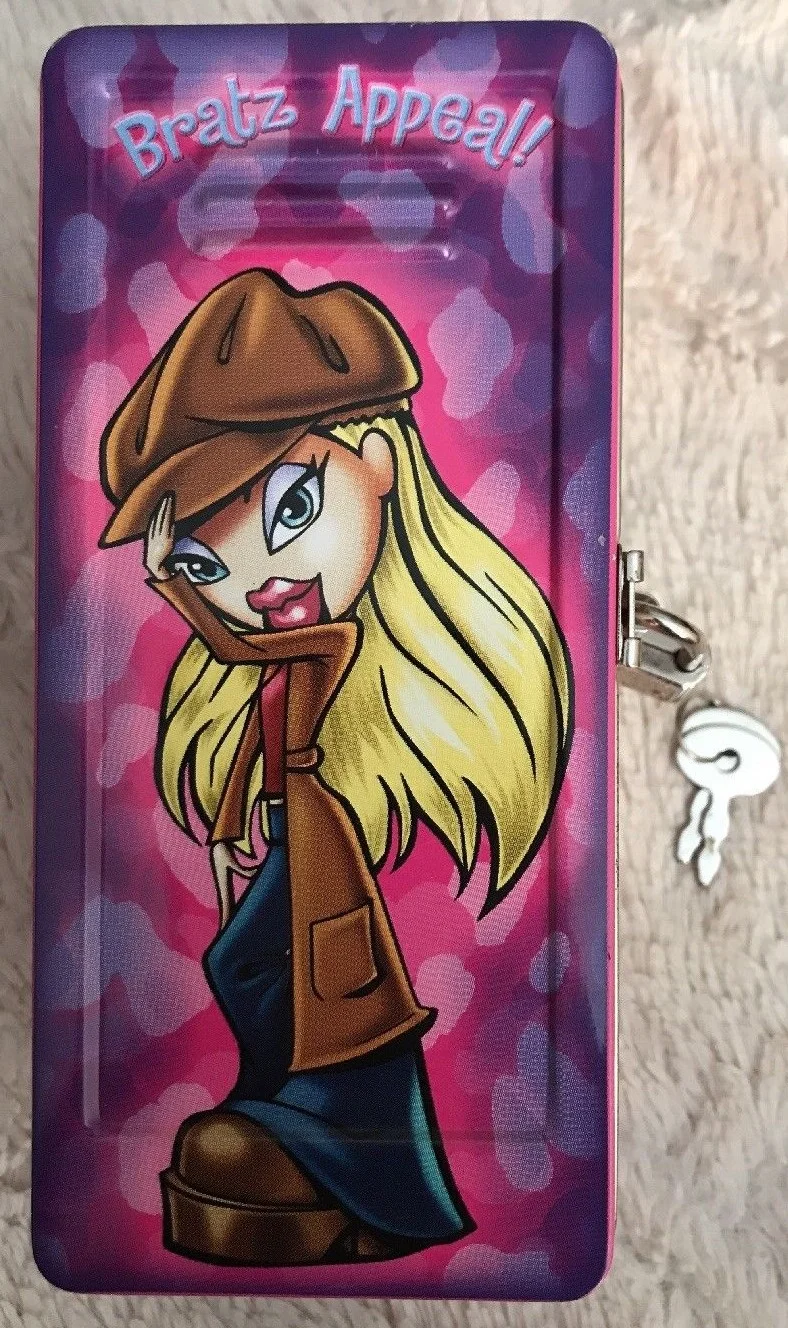 Decor | Bratz 2004 — Lookin' Bratz — The Ultimate Bratz Fansite