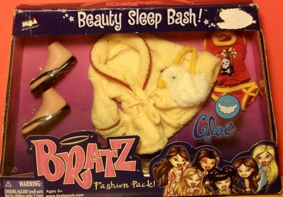Fashion Packs | Bratz 2004 — LookinBratz.com — The Bratz Bible!