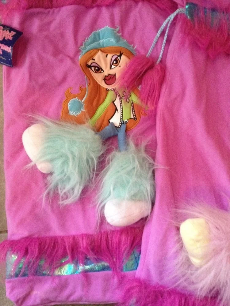 Seasonal Items | Bratz 2004 — LookinBratz.com — The Bratz Bible!