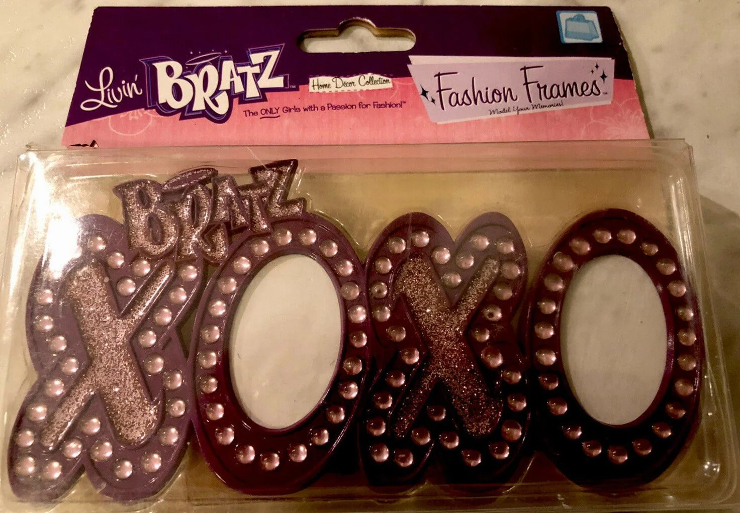 Decor | Bratz 2005 — Lookin' Bratz — The Ultimate Bratz Resource!