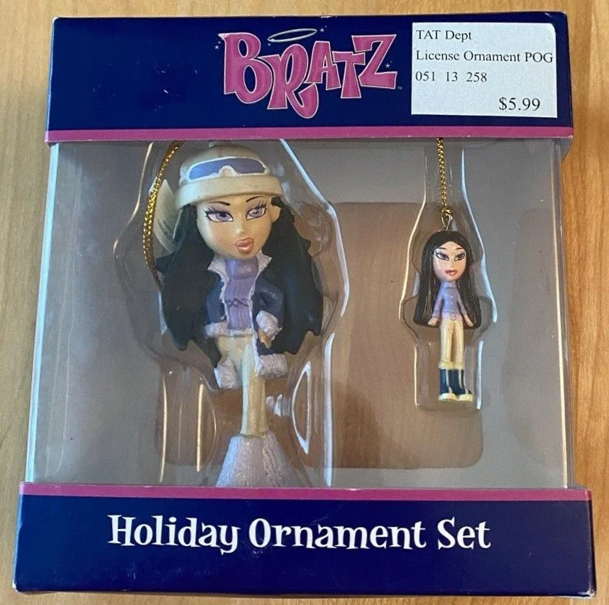 Seasonal Items | Bratz 2004 — LookinBratz.com — A Virtual Bratz Bible!