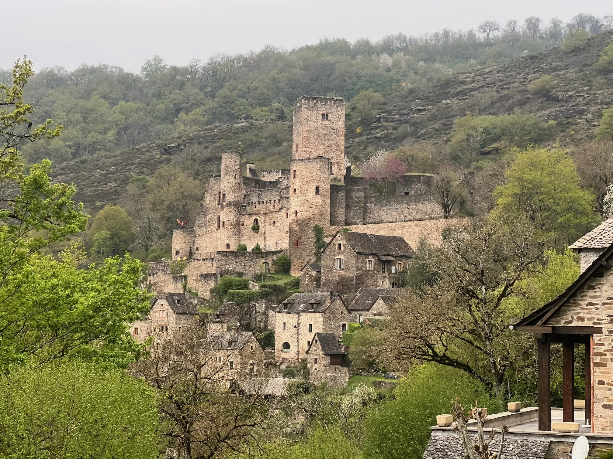 Visiter le château — Château de Belcastel