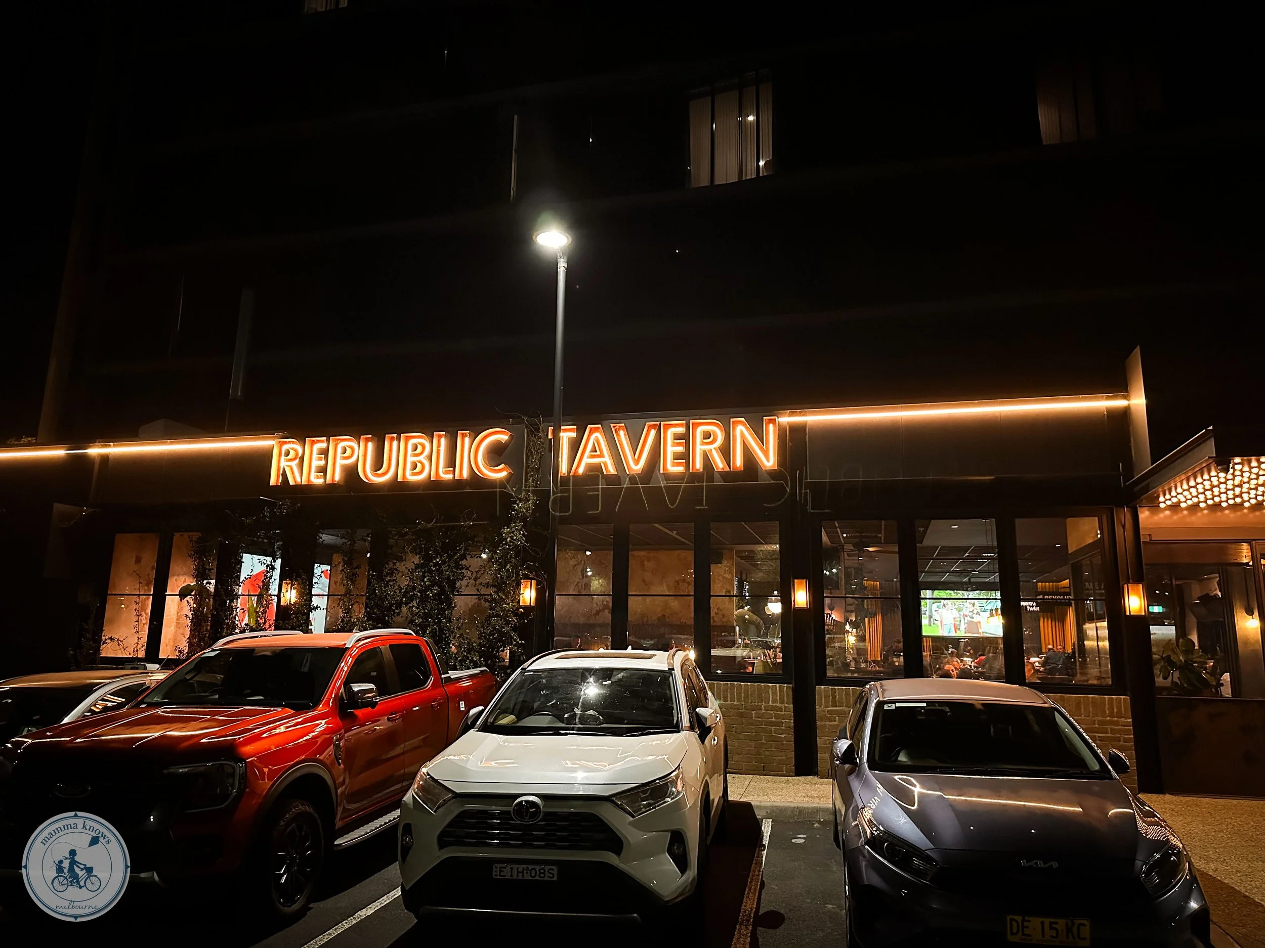 Republic Tavern, Epping — mamma knows north