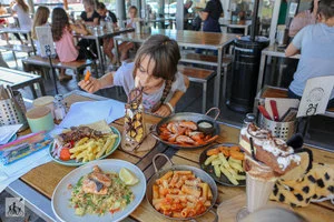 demazzi stone and grill, essendon — mamma knows north