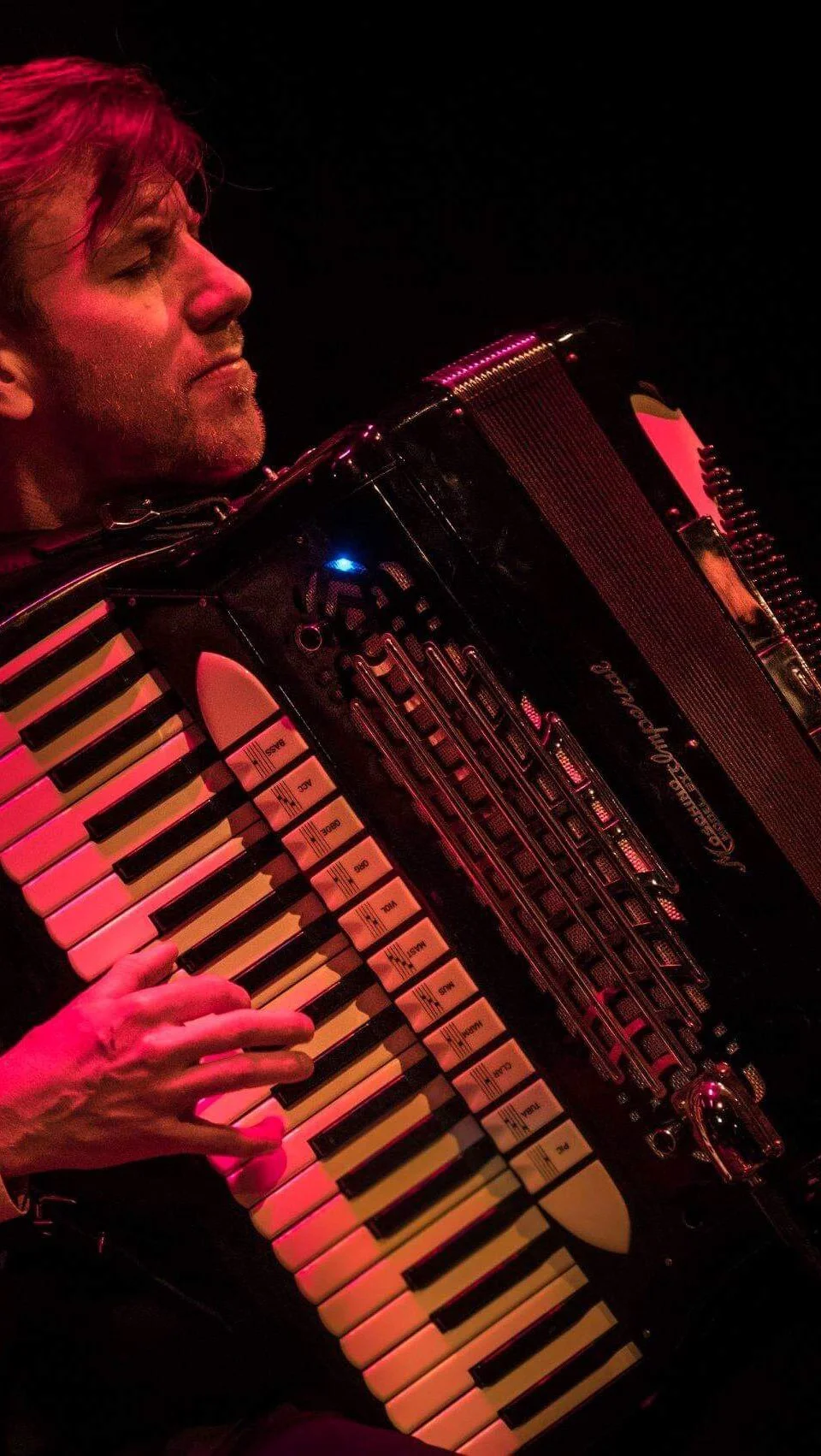 Contact — Michael Joseph Harris