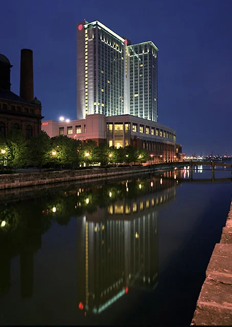 Baltimore Marriott Waterfront Hotel — BHC Architects