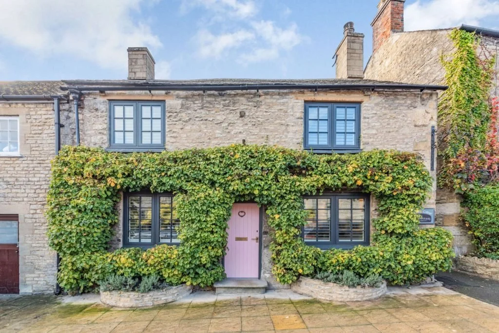 Cross Keys — THE OLD BUTCHERS