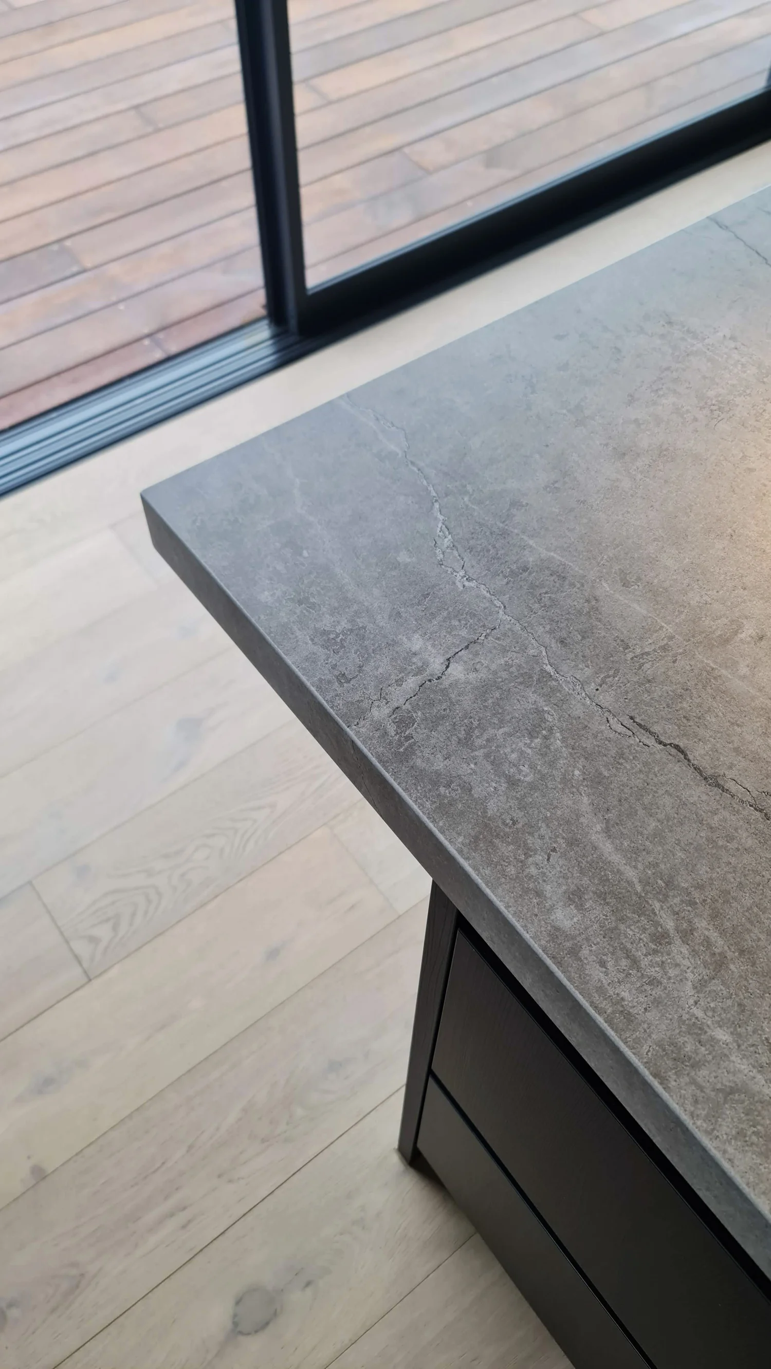 INTERIOR — 10 x 10 architecture