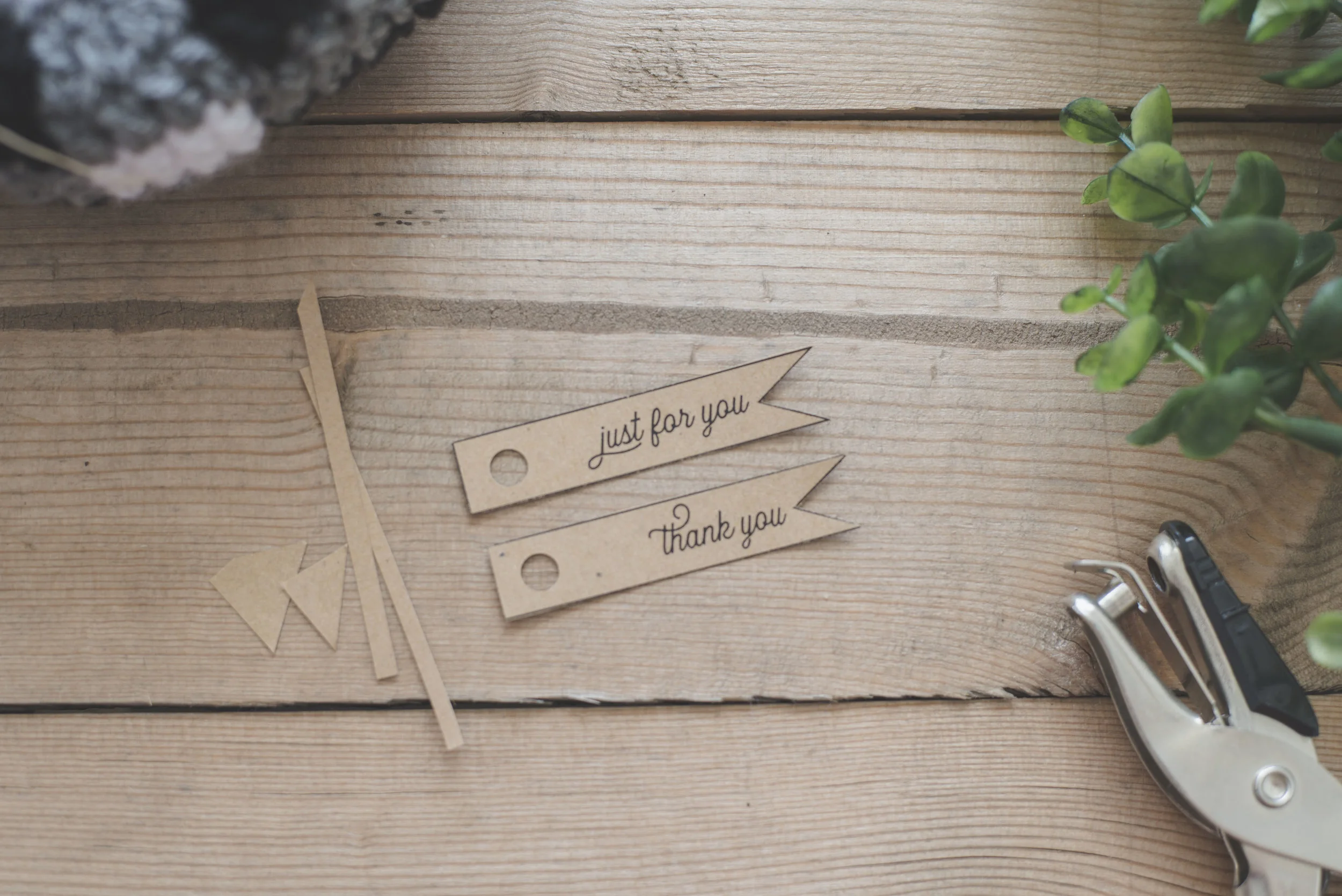 A New Free Tag Download - Cute Little "Ribbon" Tags for Your Crochet ...