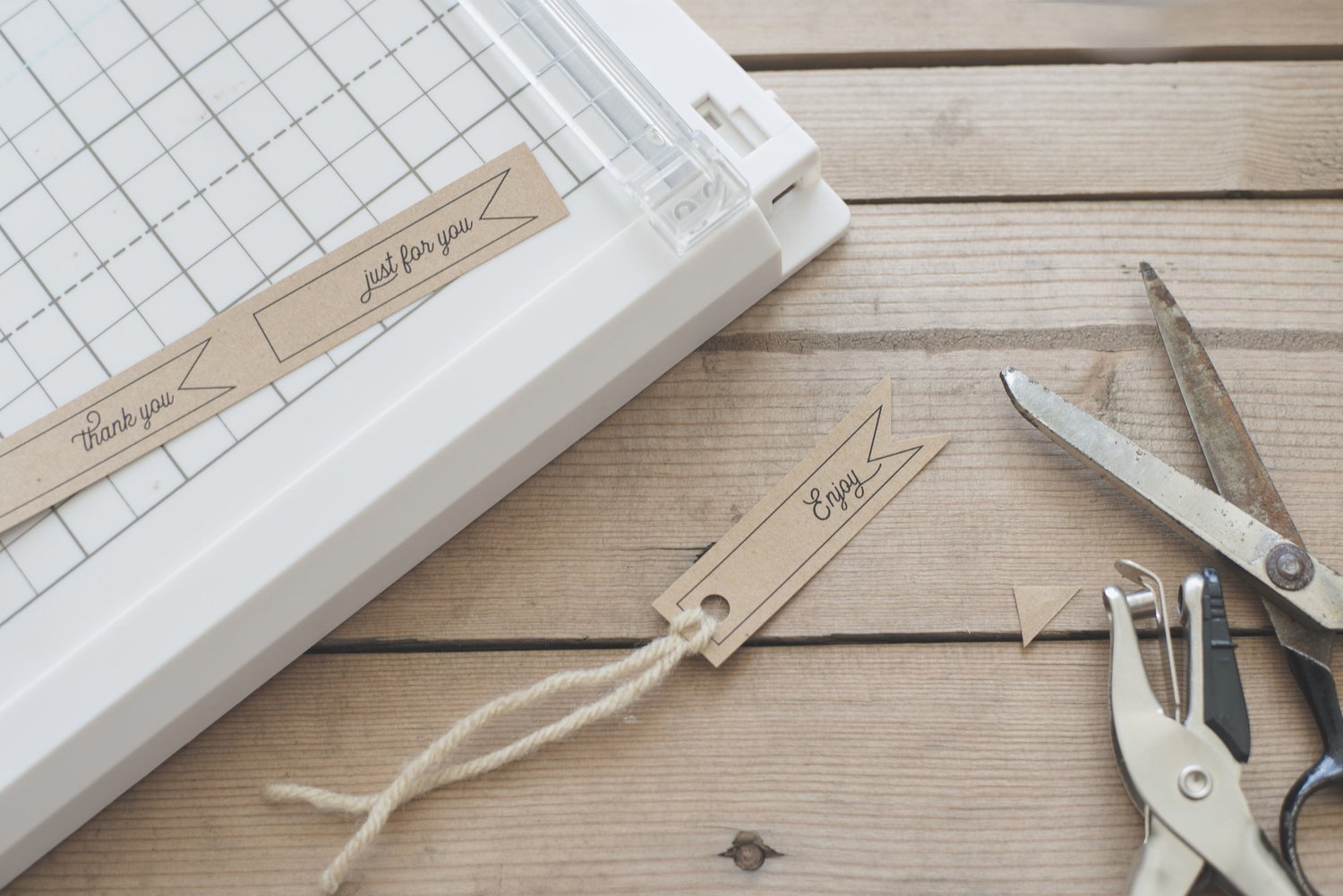 A New Free Tag Download - Cute Little "Ribbon" Tags for Your Crochet ...