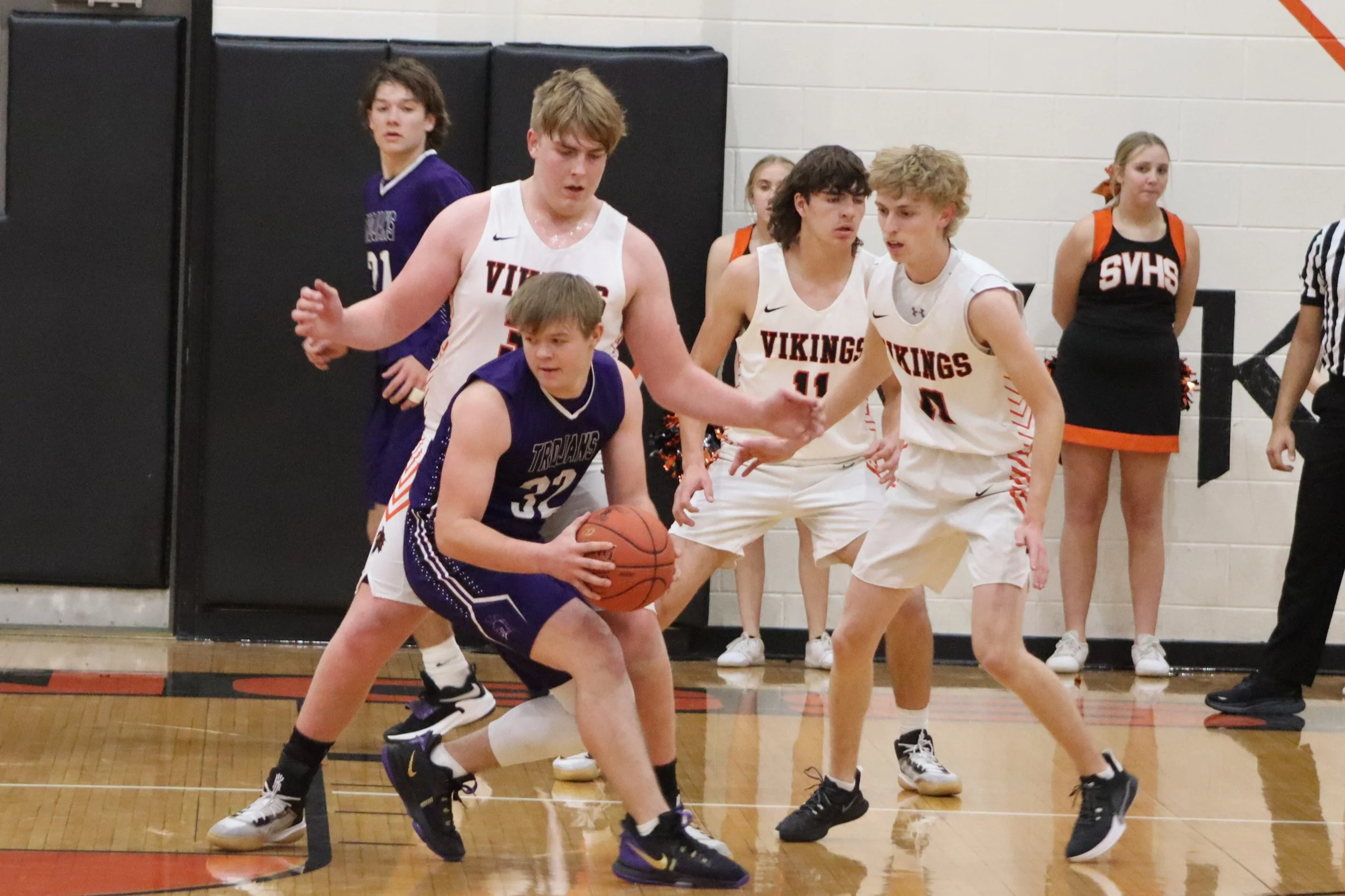 Smoky Valley Girls Over SES, Boys Fall To Trojans At Home — Dala Town