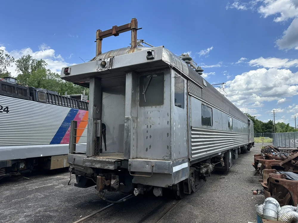 NJ TRANSIT Donates Catenary Maintenance Car for Parts — United Railroad ...