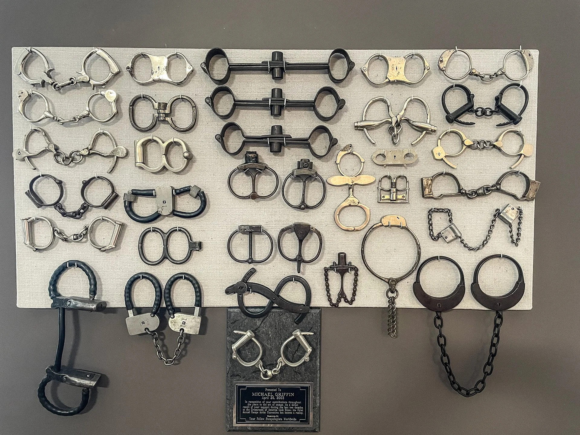 NEWS — Old Handcuffs.Net