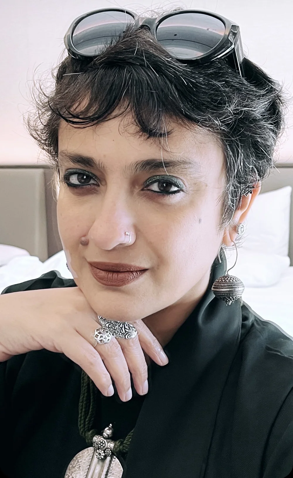 About & Contact — ARATI KUMAR-RAO