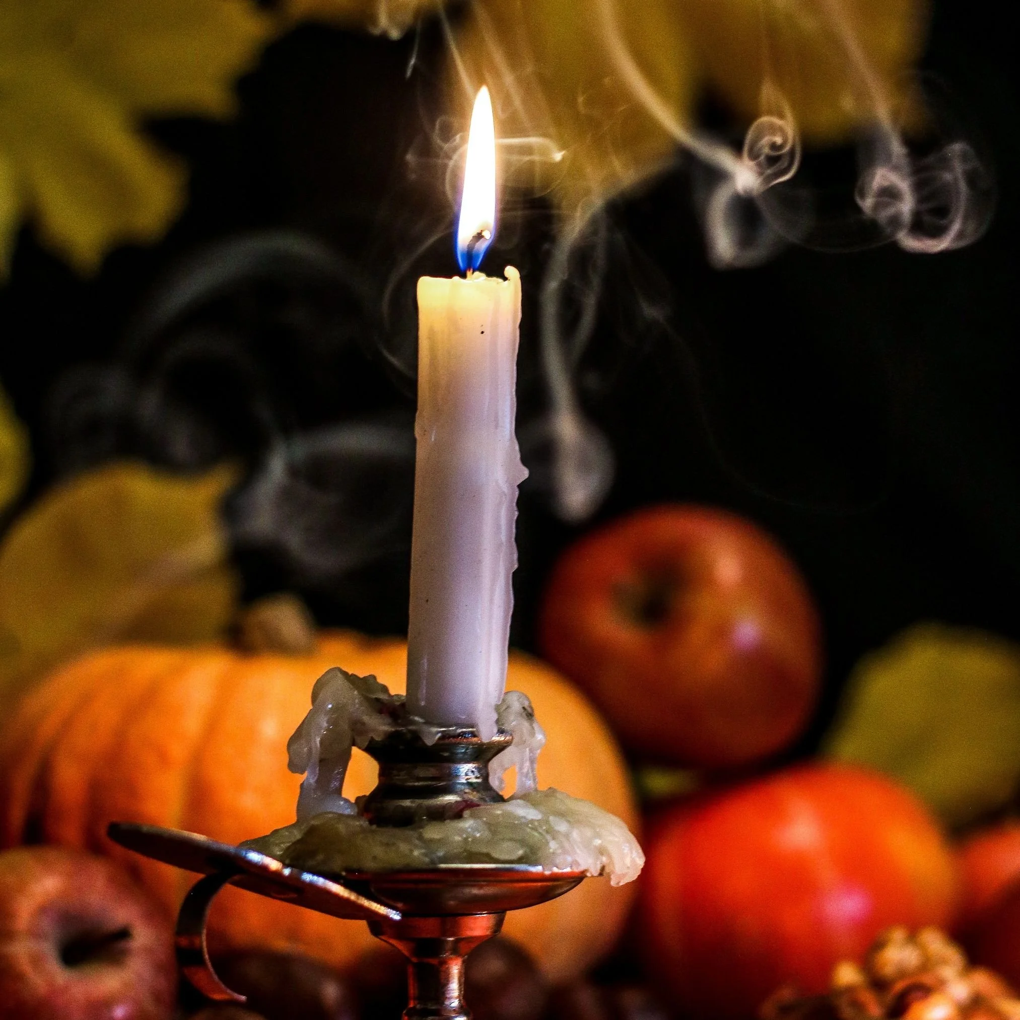 Embracing the Spirit of Samhain: Rituals, Activities, Decor, and Ways ...
