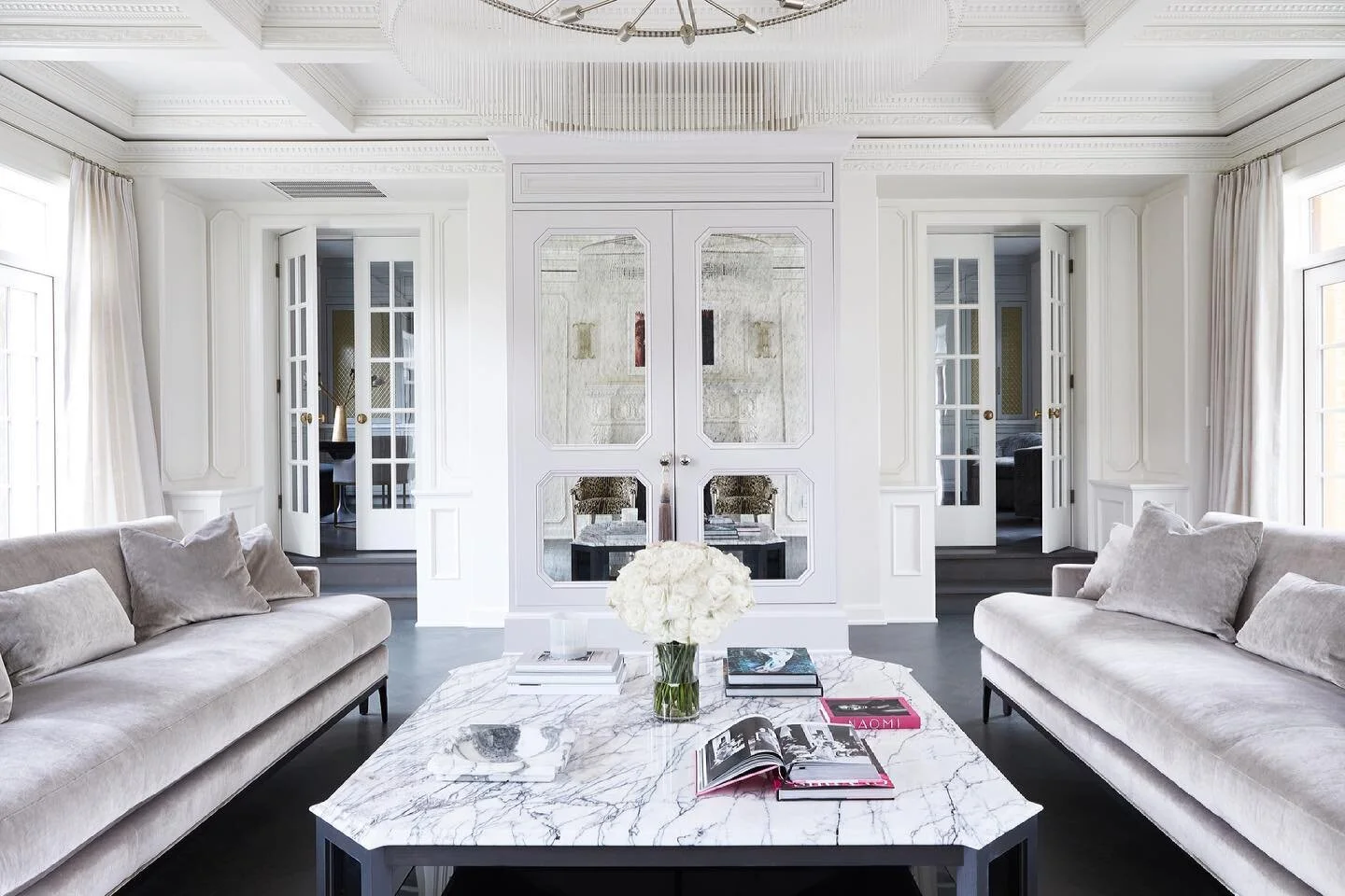 Instagram — Leo Designs