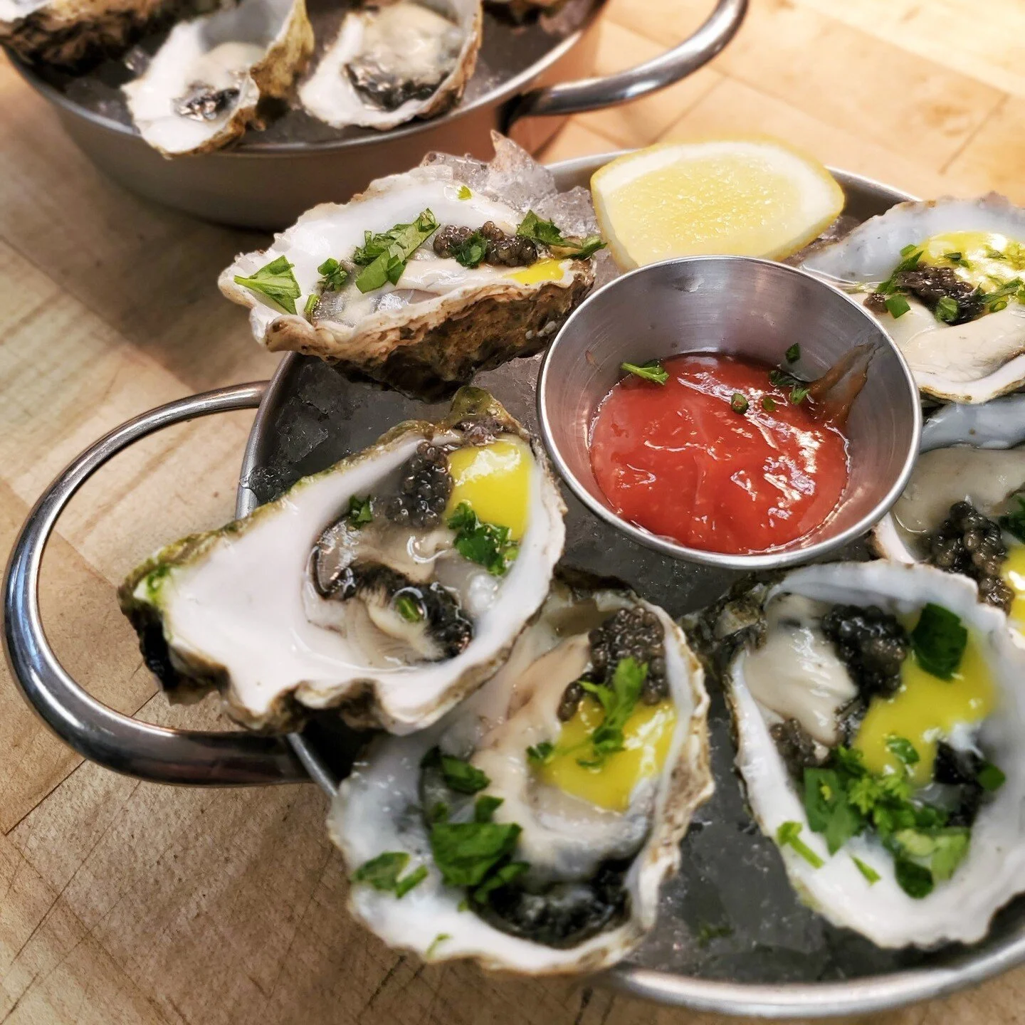 Monterey Bay restaurant & bar | Salt Wood Kitchen & Oysterette