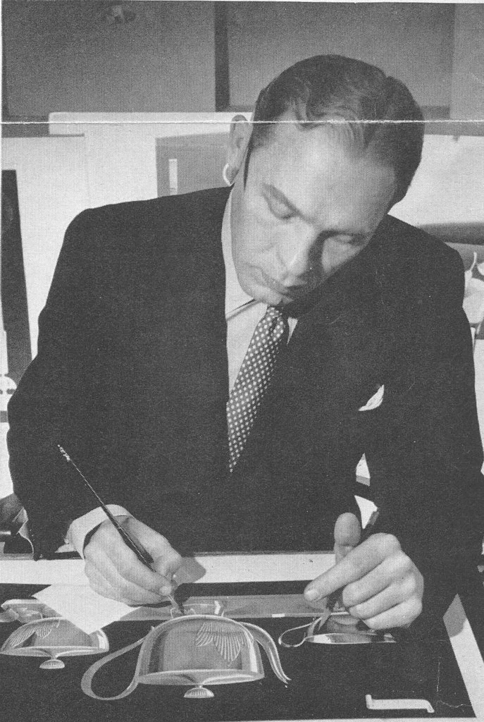 Mid-Century Modern Lidded Ice Bucket by Tommi Parzinger for Dorlyn ...