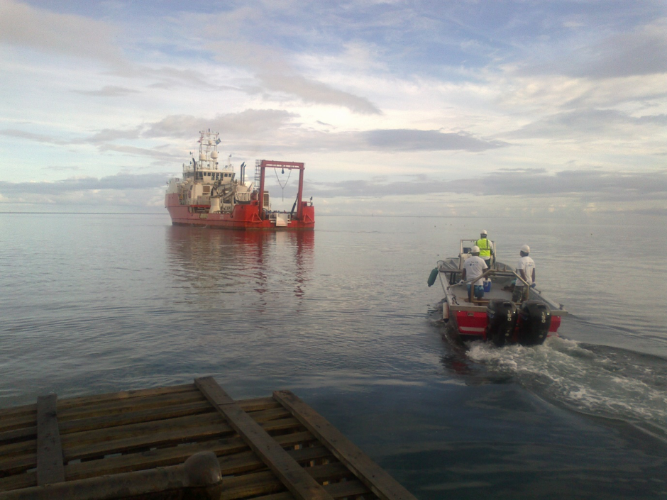 Pre-Lay Shore End is landed at Ngeremlengui — Belau Submarine Cable ...