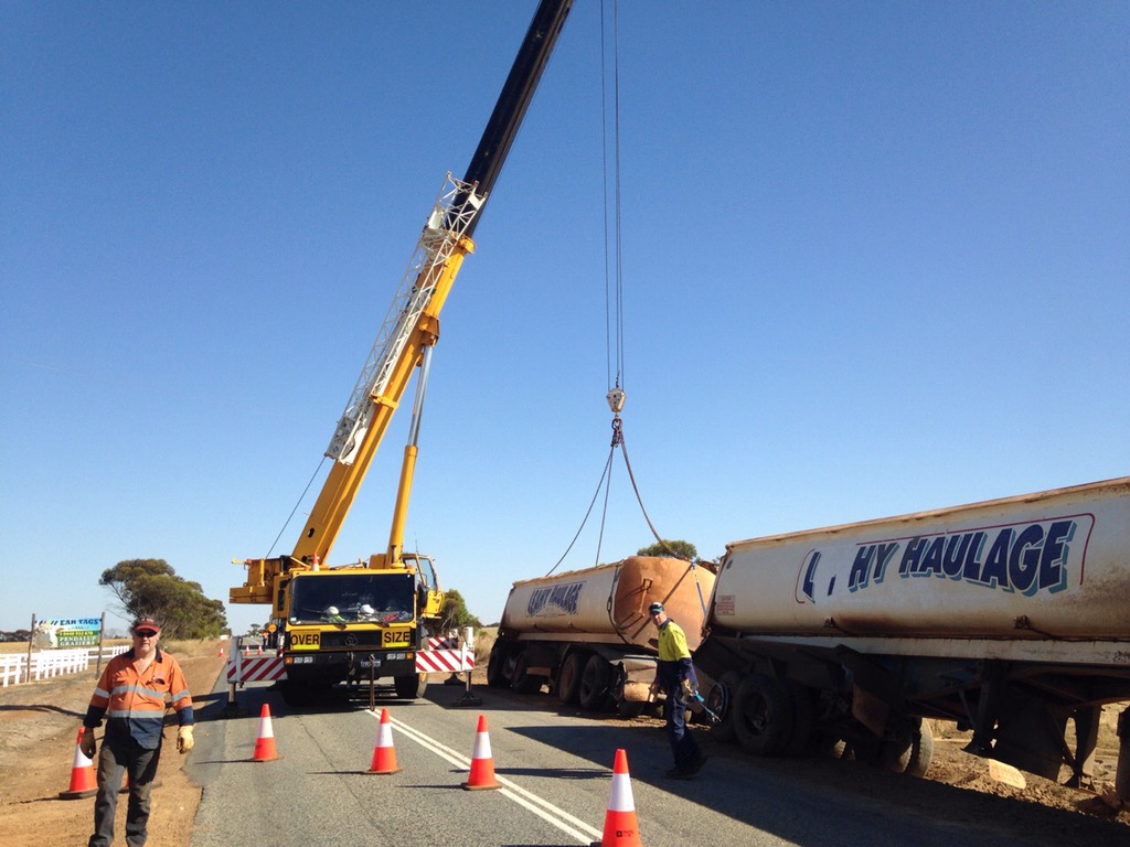 Pratt Transport Logistics, PTL, South Coast Heavy Truck Towing, SCHTT